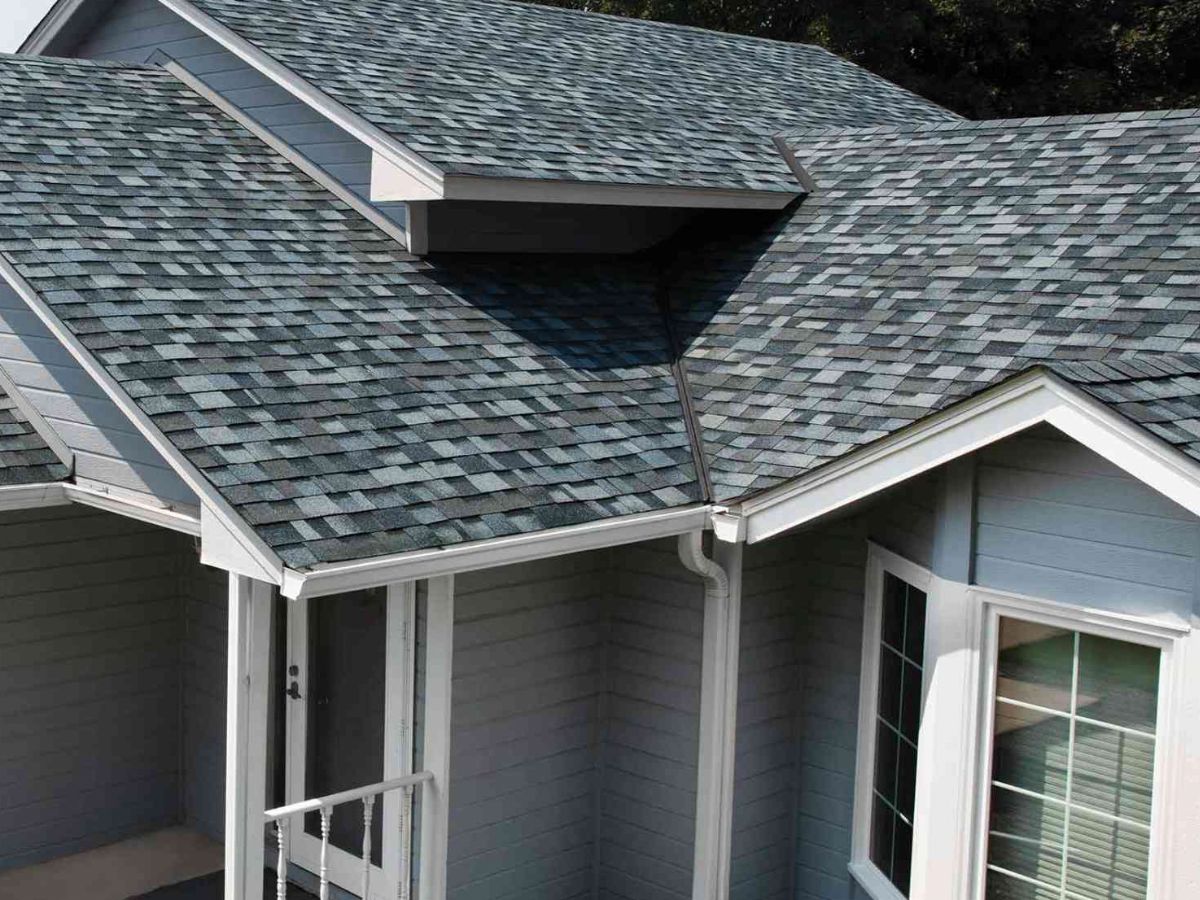 How to Pick Roof Shingle Colors | Top Shingle Color Trends